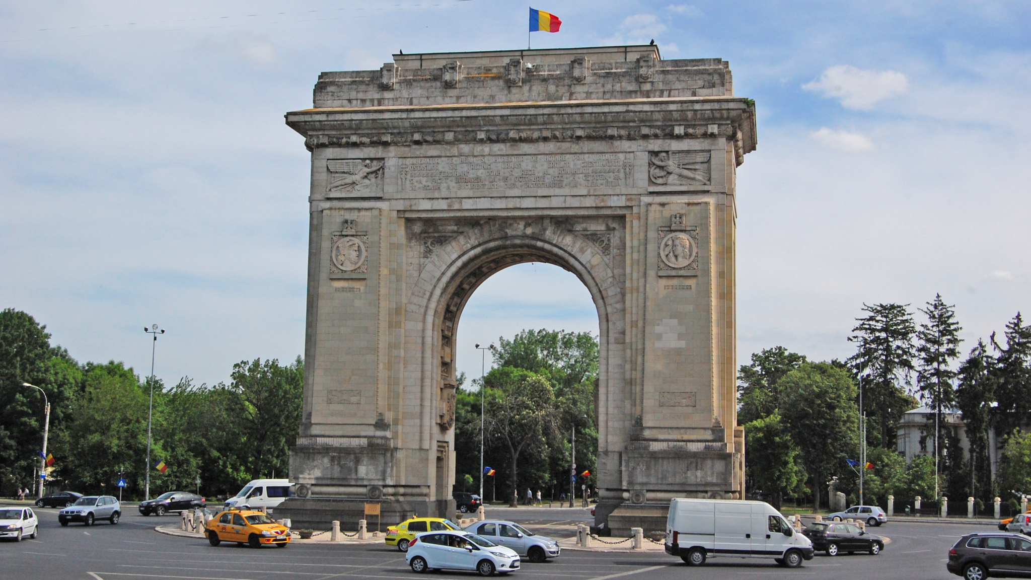 Bukarest: 8 Dinge, die du in Rumäniens Hauptstadt erleben solltest!