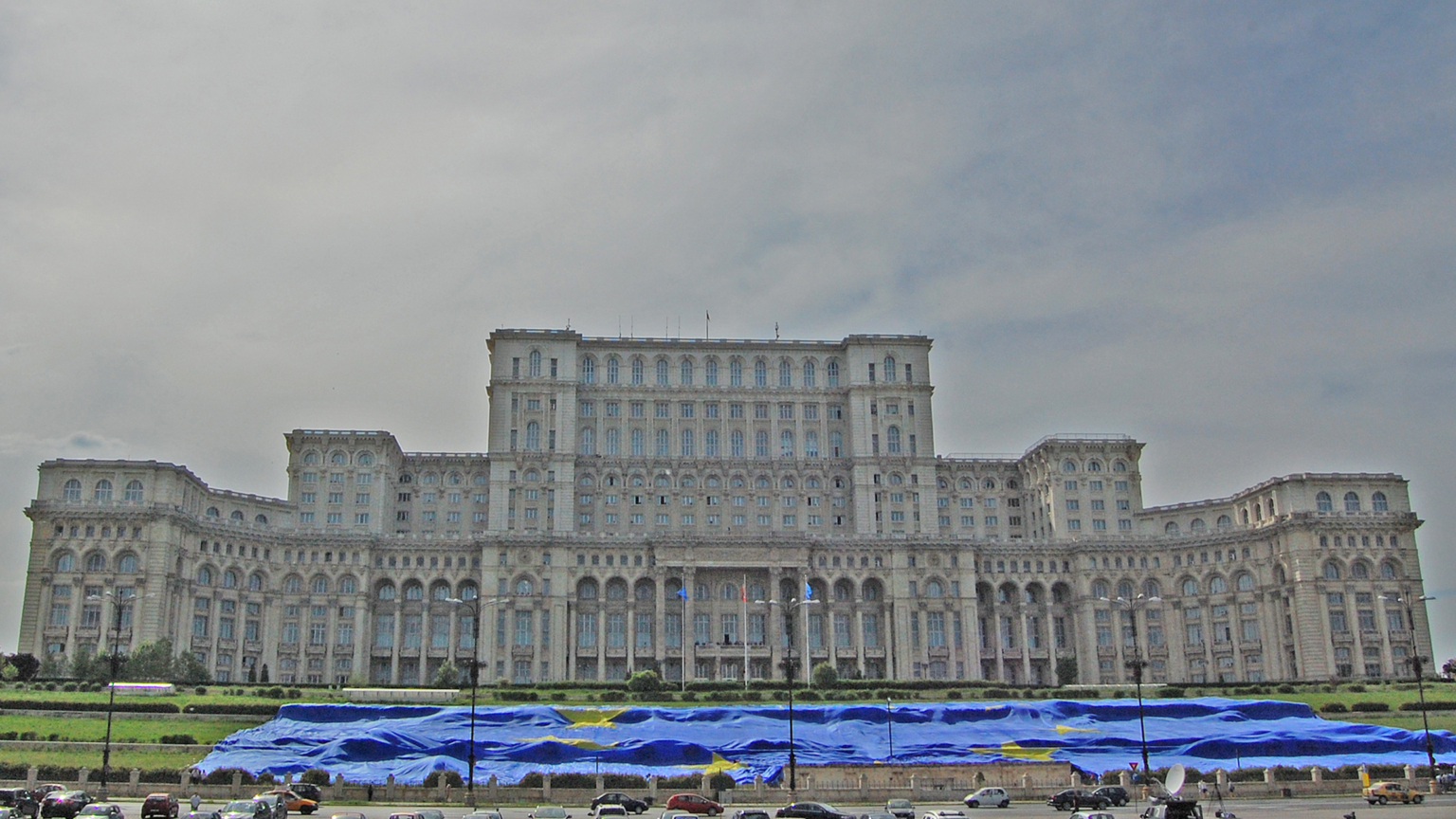 Bukarest: 8 Dinge, die du in Rumäniens Hauptstadt erleben solltest!